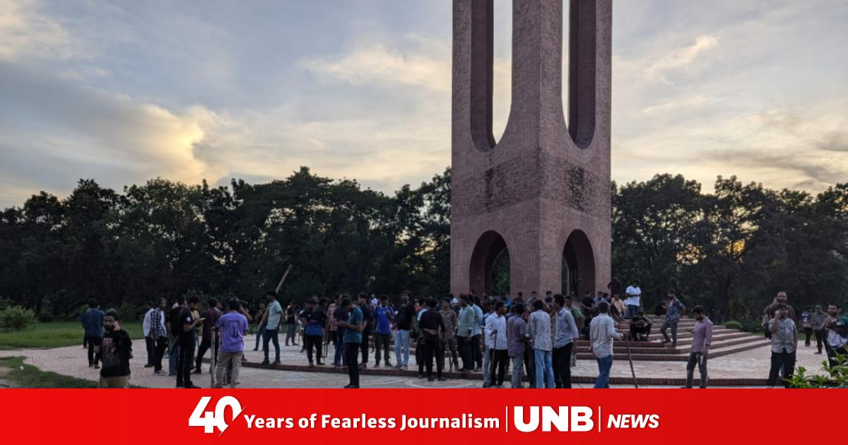 JU students lift Dhaka-Aricha blockade, aim to resist any attack by ...