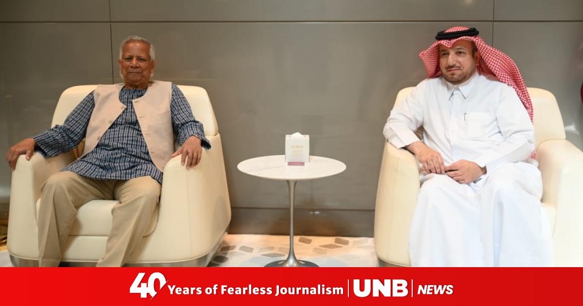 Prof Yunus leaves Qatar for Vatican to pay last tribute to Pope Francis