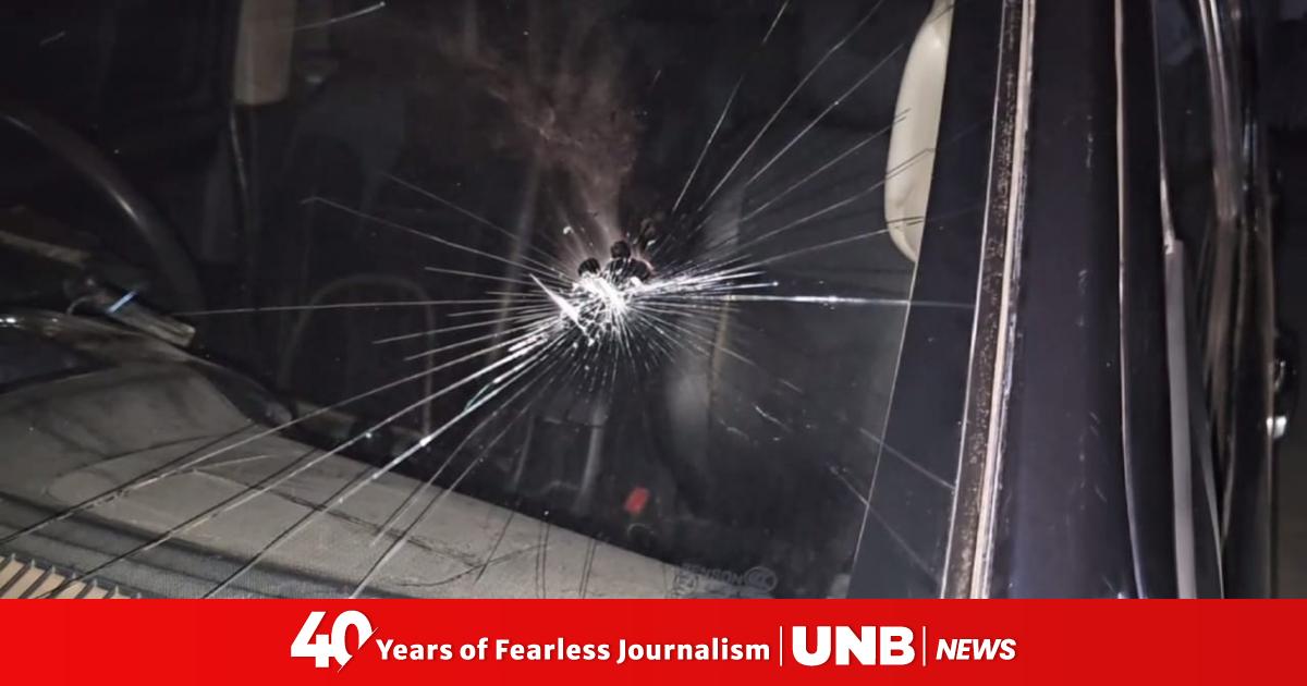 Chhatra Dal activists allegedly attack Shariatpur police station over ...