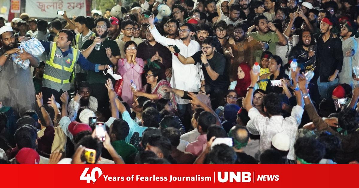 Hasnat Abdullah declares ‘March to Jamuna’