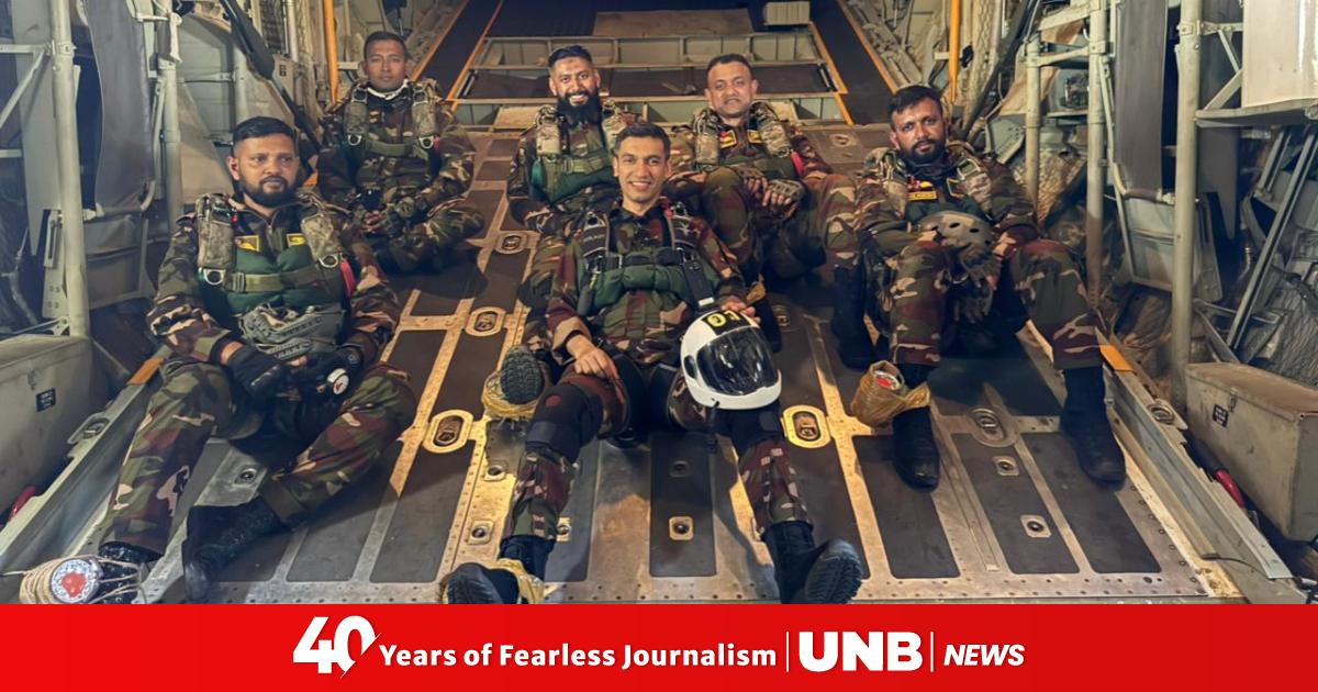 Victory Day skydive with 54 flags gets Guinness certification as record