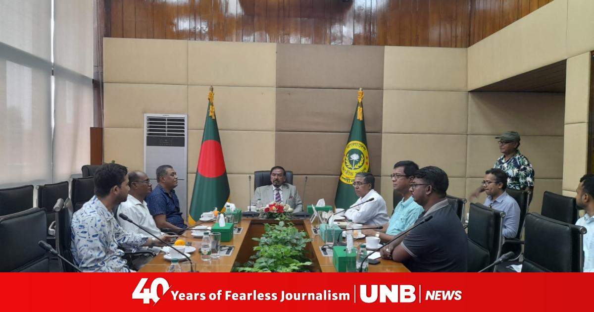 Journalists key bridge between parliament and people: Speaker