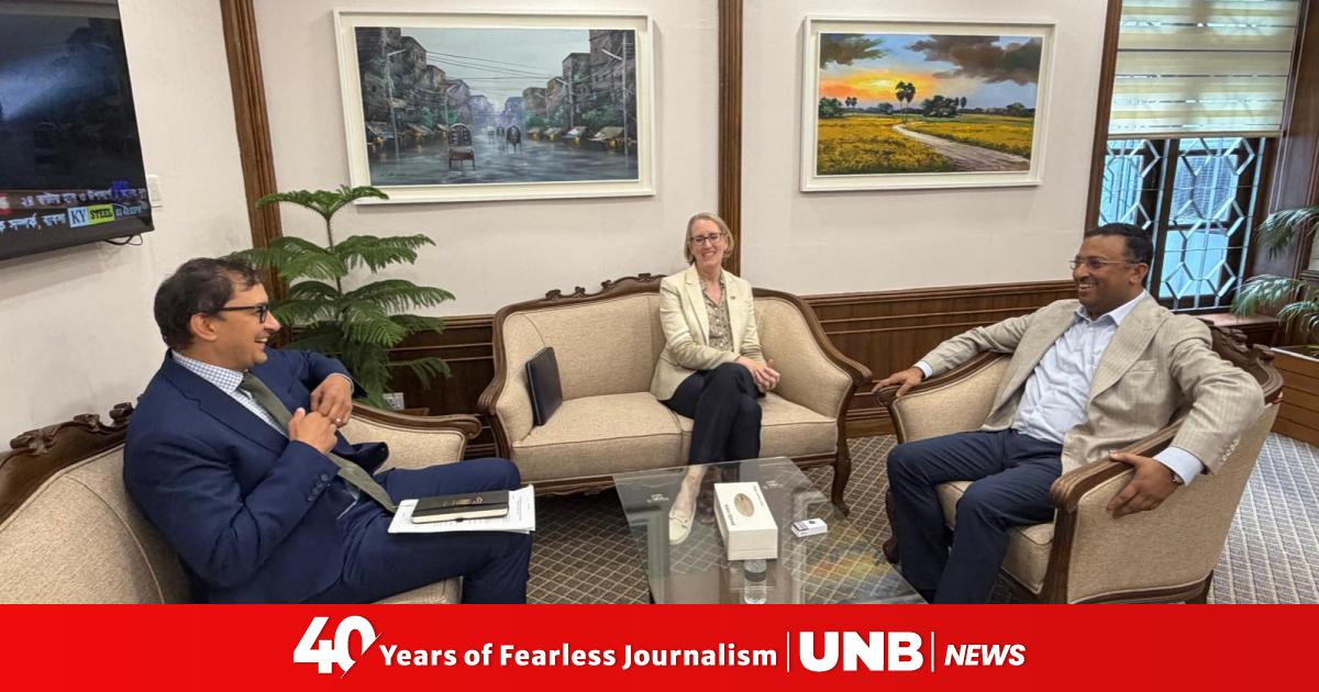 British High Commissioner calls on PM’s foreign affairs adviser