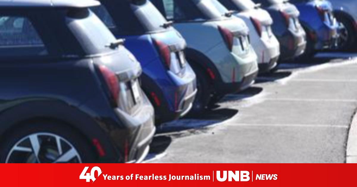 US wholesale inflation fell last month as price pressures eased