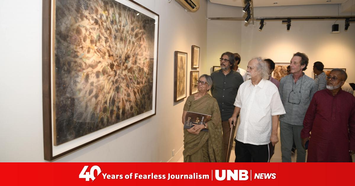 Rezaul Hoque's solo exhibition ‘Living on the Edge’ begins