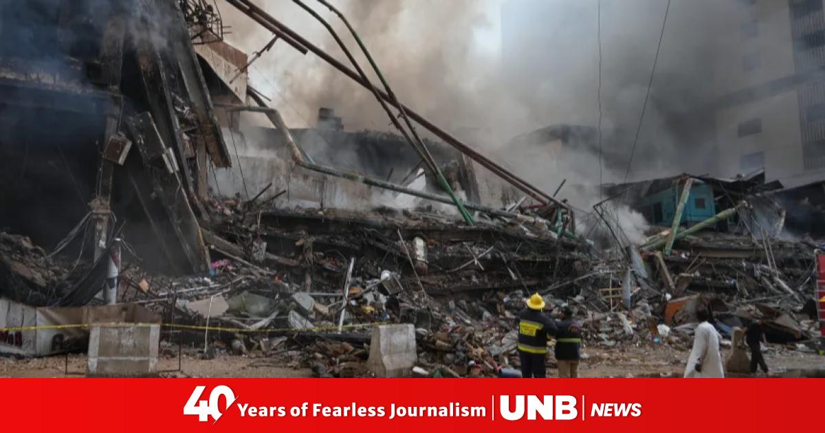 Death toll rises to 10 in Karachi shopping plaza fire